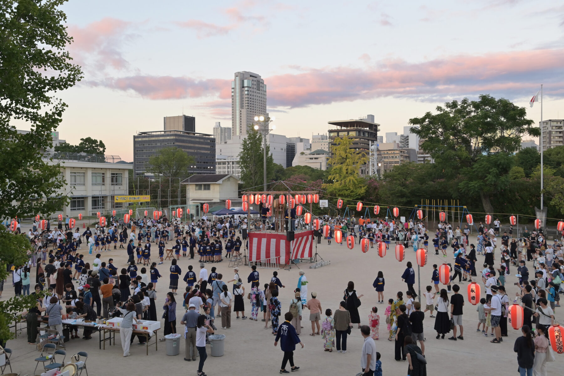 橋本倫史 広島・原爆ドームと – ページ 3 – OHTABOOKSTAND